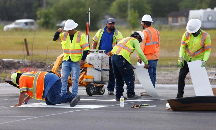 Traffic and Road Signs Installations – Hatra – Building Contracting